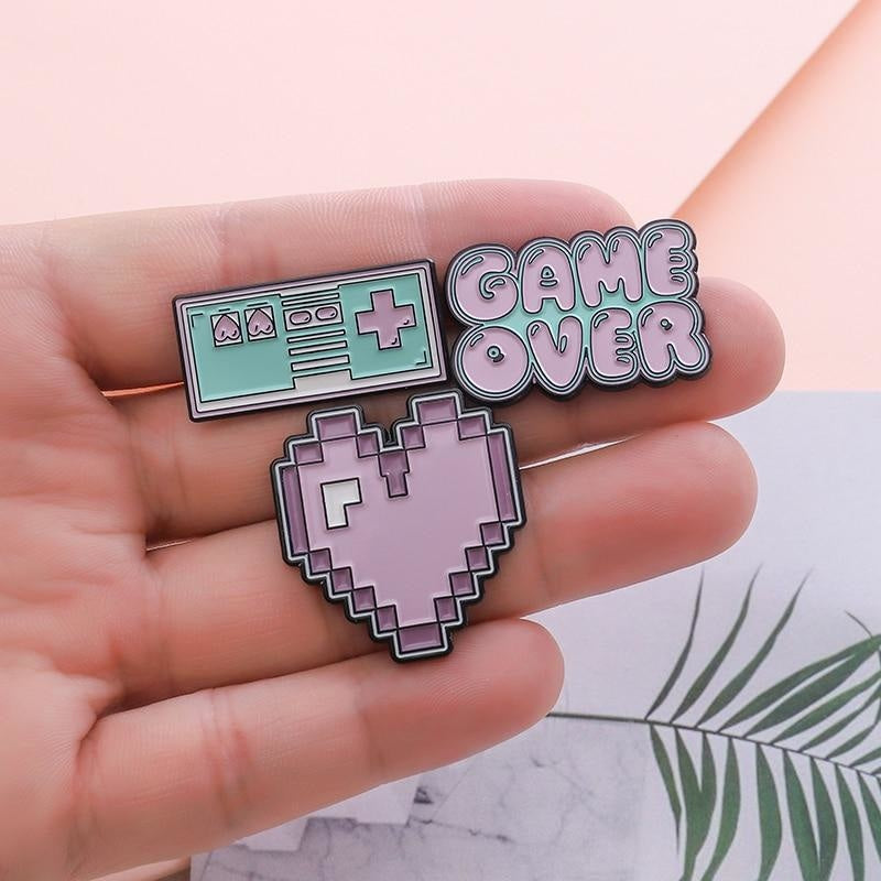 Pastel Gamer Girl Game Controller Enamel Pin Brooch – DDLG Playground